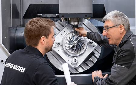 CNC Machine Maintenance Training - DMG MORI Canada